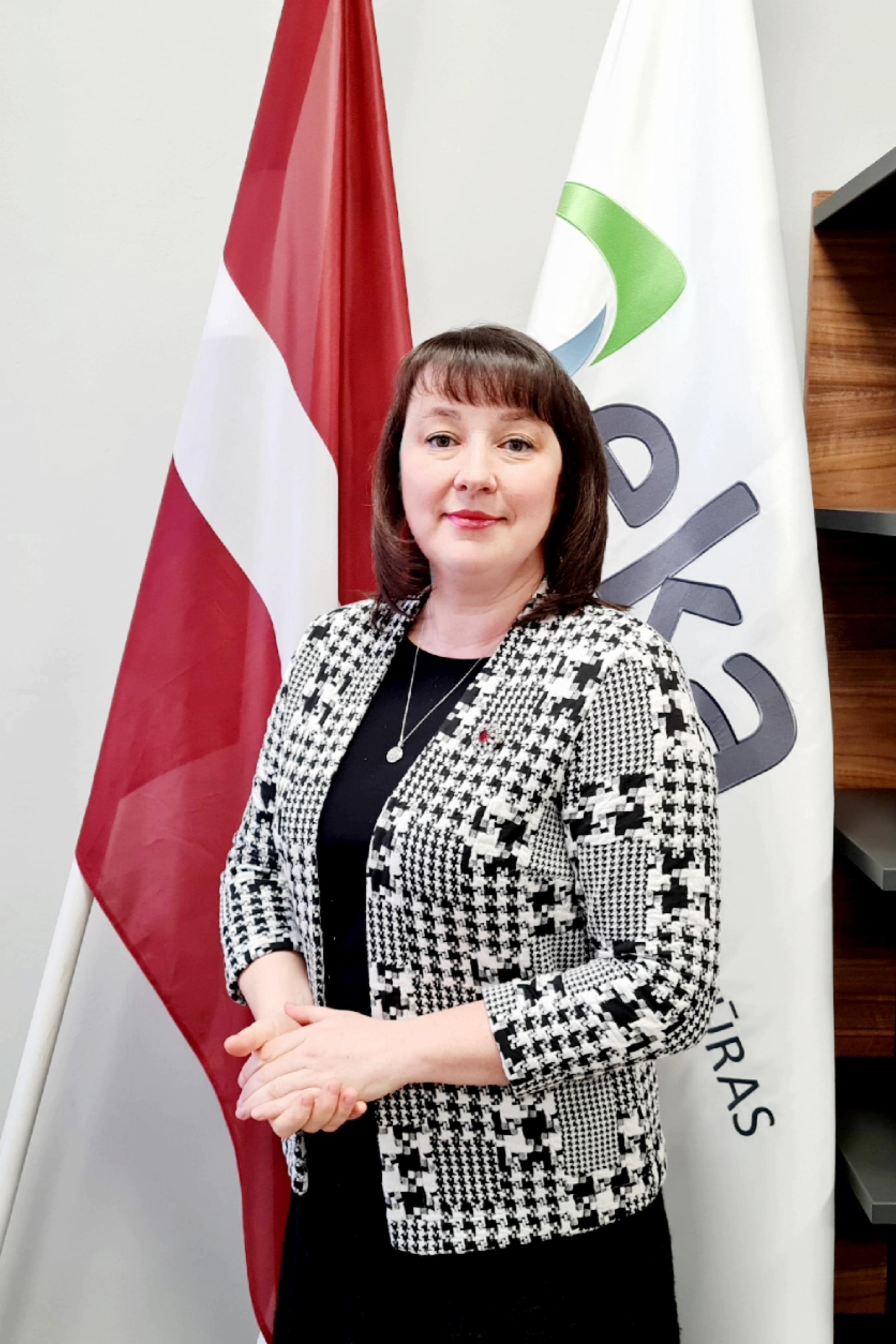 Contacts - Ekonomikas un Kultūras augstskola